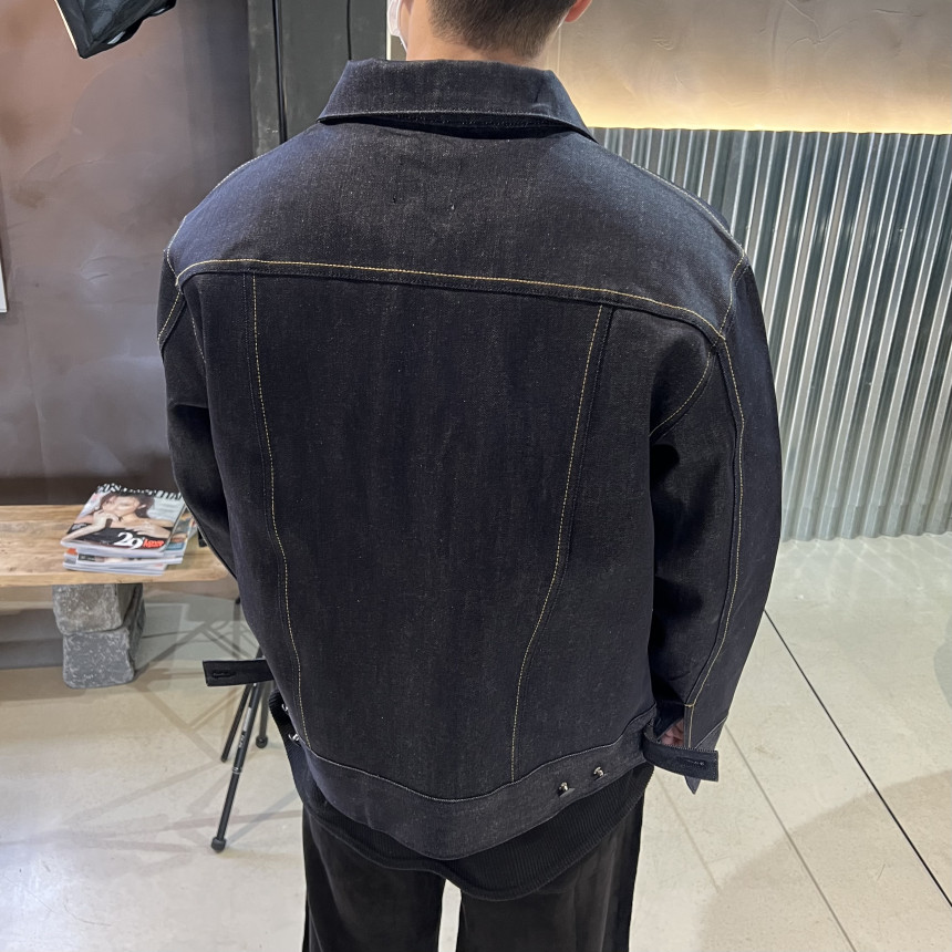 Non fade denim jacket