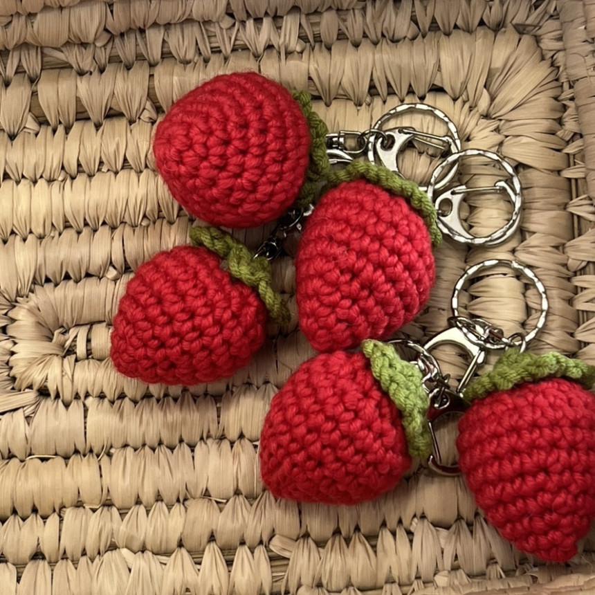 [knityoon] 딸기키링 : 단길