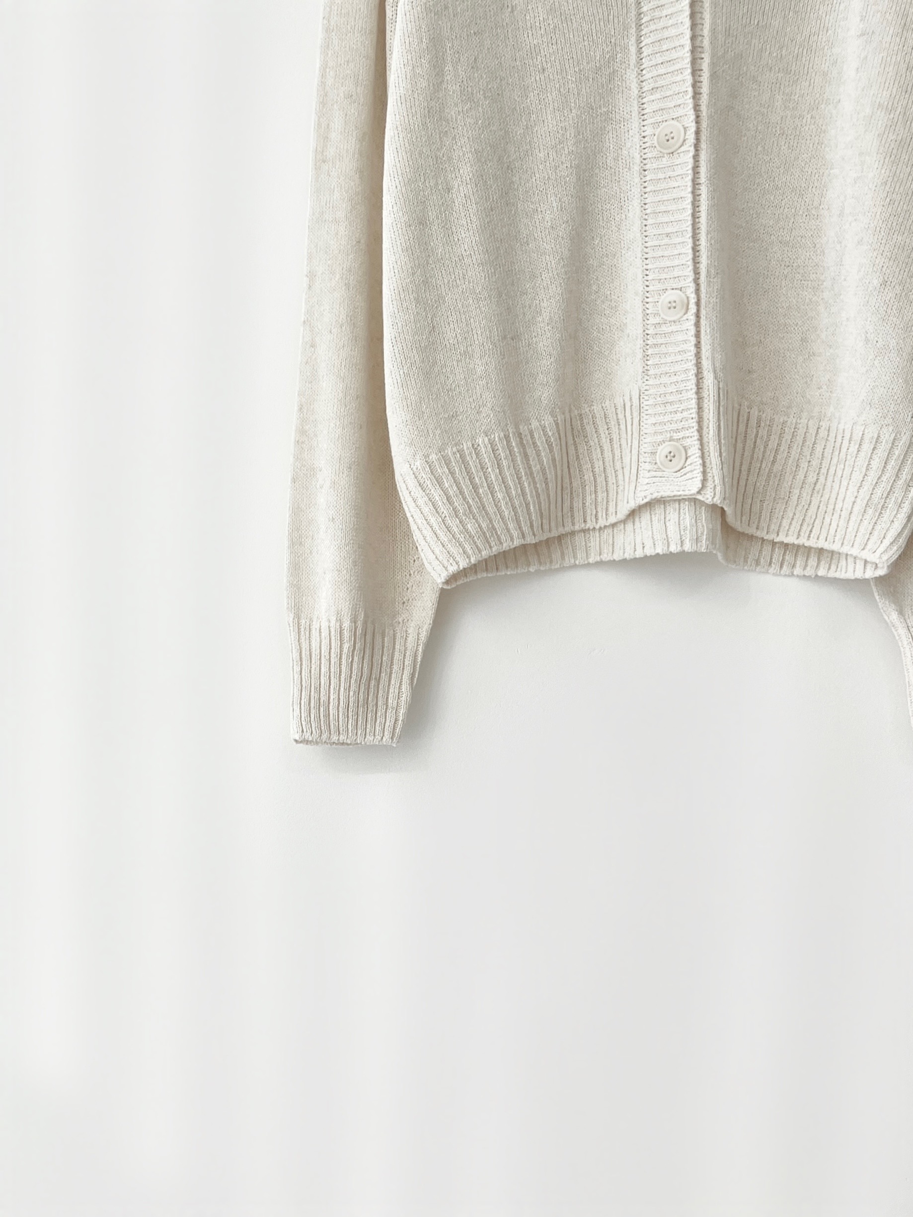 OUNCE 온스 린넨 오가닉 가디건 긴팔 브이넥 니트 cd (2col)