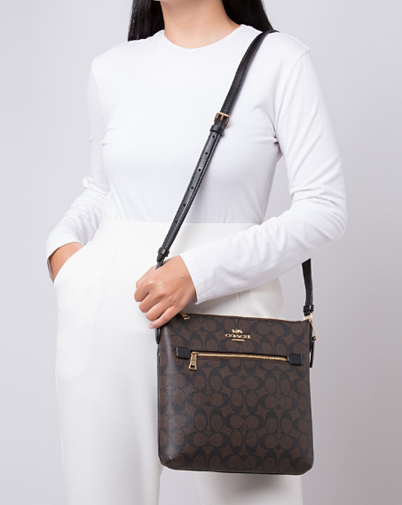 COACH 코치가방 C1554 IMAA8 로완 파일백 시그니쳐 브라운- 이랜드몰