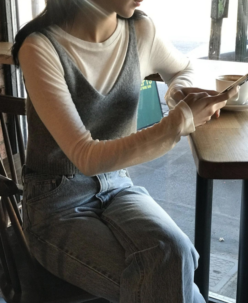 비엔느 [무배] Jinsim 진심 스토니 롱 슬리브 울 텐셀 티셔츠 (5colors)