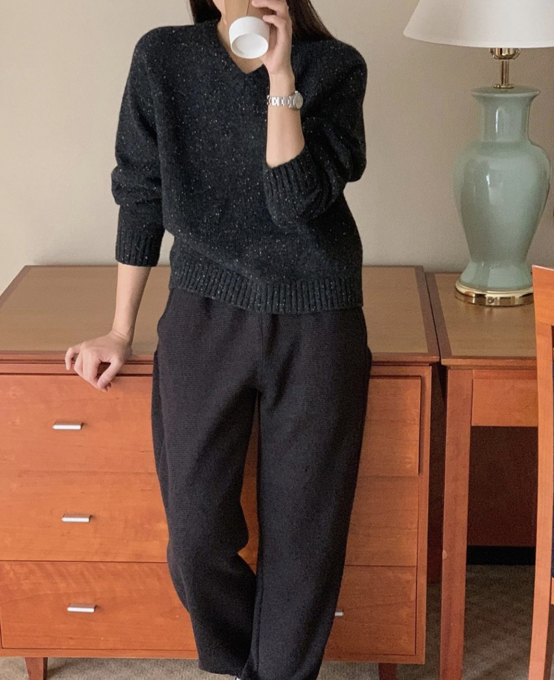 monique 모니크 네프 브이넥 니트 울 긴팔 데일리 nt (3col)