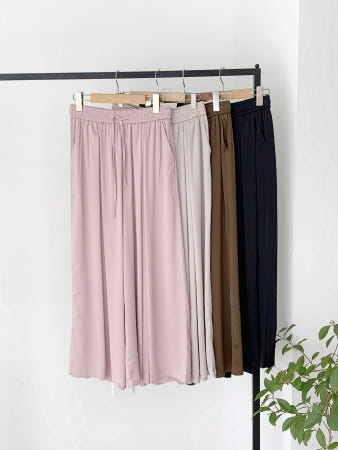 네이버소호&스트릿 : 상품상세 : [ 정상가 29,900★ 무배 12744 ] 4col 새틴 글로시 밴딩 주름 핀턱 통 바지 ...