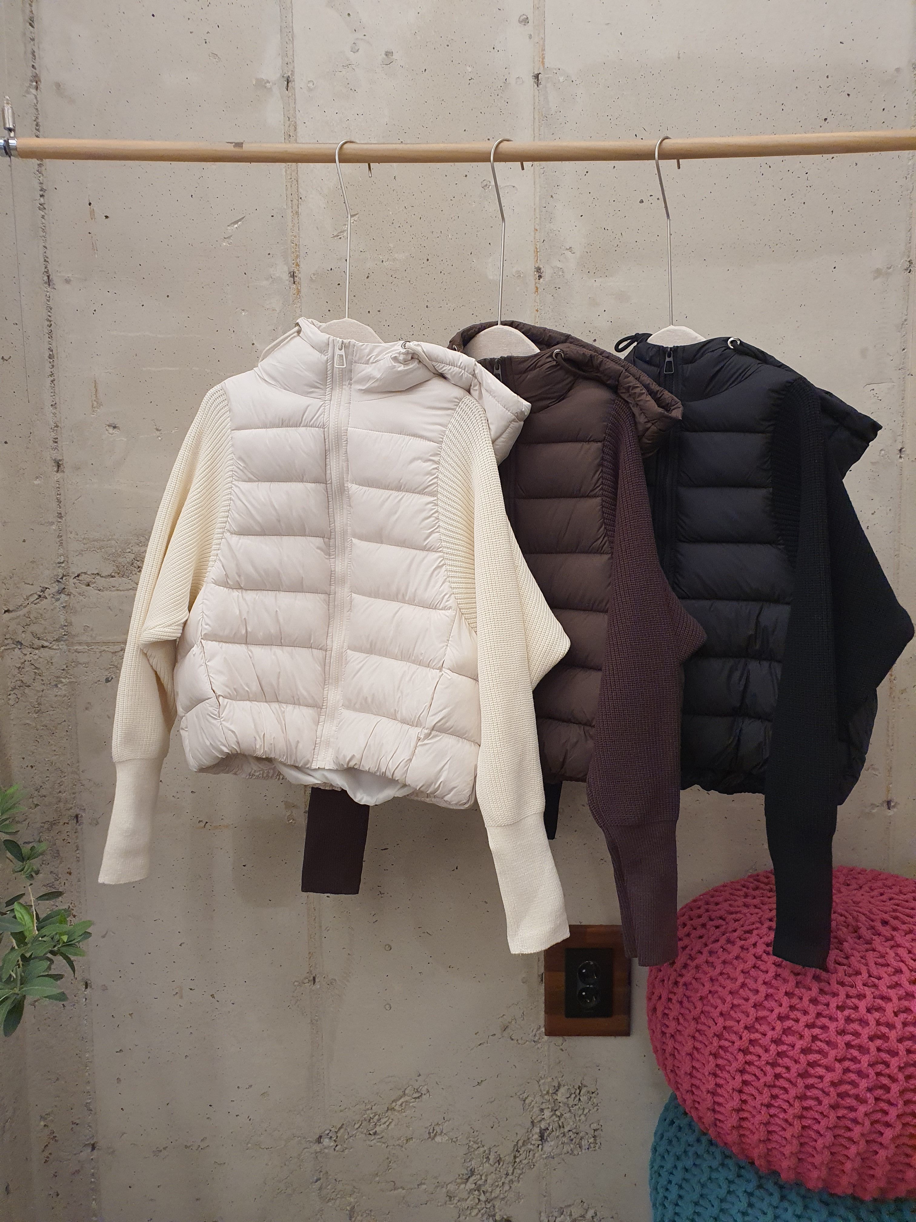 [무배] 아망 니트 집업 후드 하프 패딩 점퍼 - 모노타임